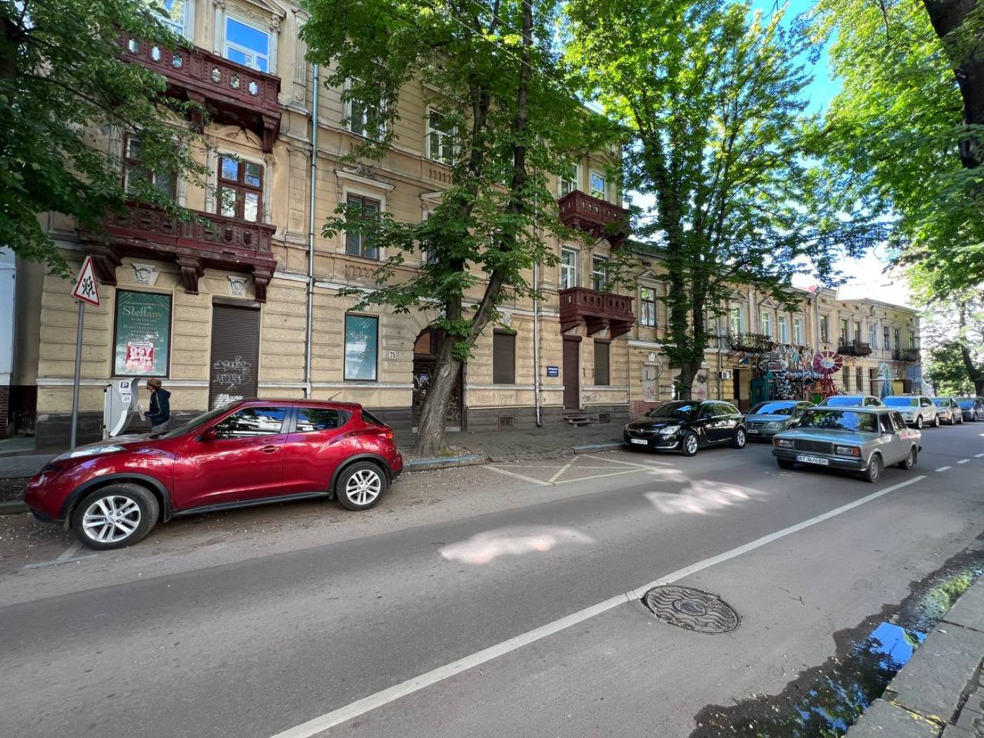 Продаж ексклюзивного комерційного приміщення в центрі (біля ОДА)